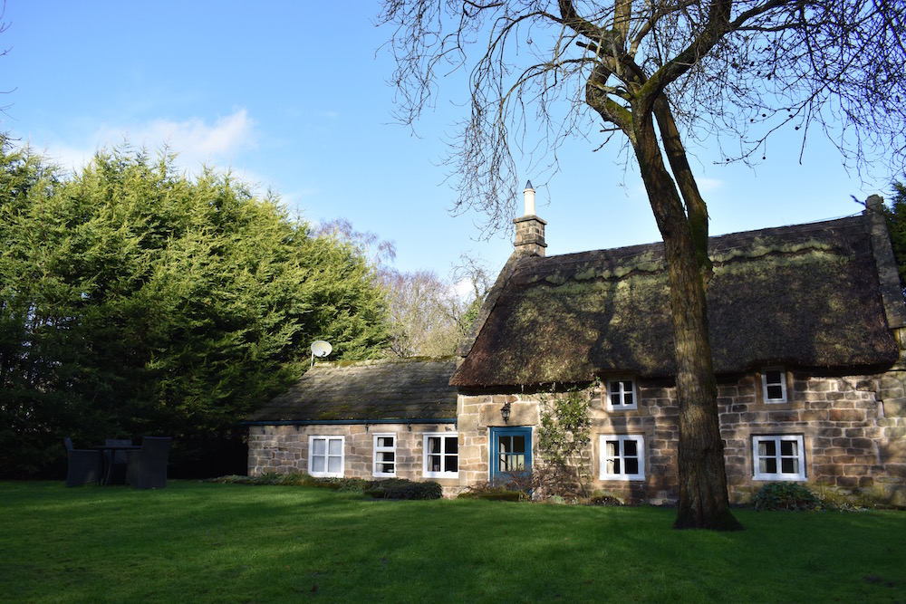 Review of Park Cottage, Chatsworth, Derbyshire | Green Adventures